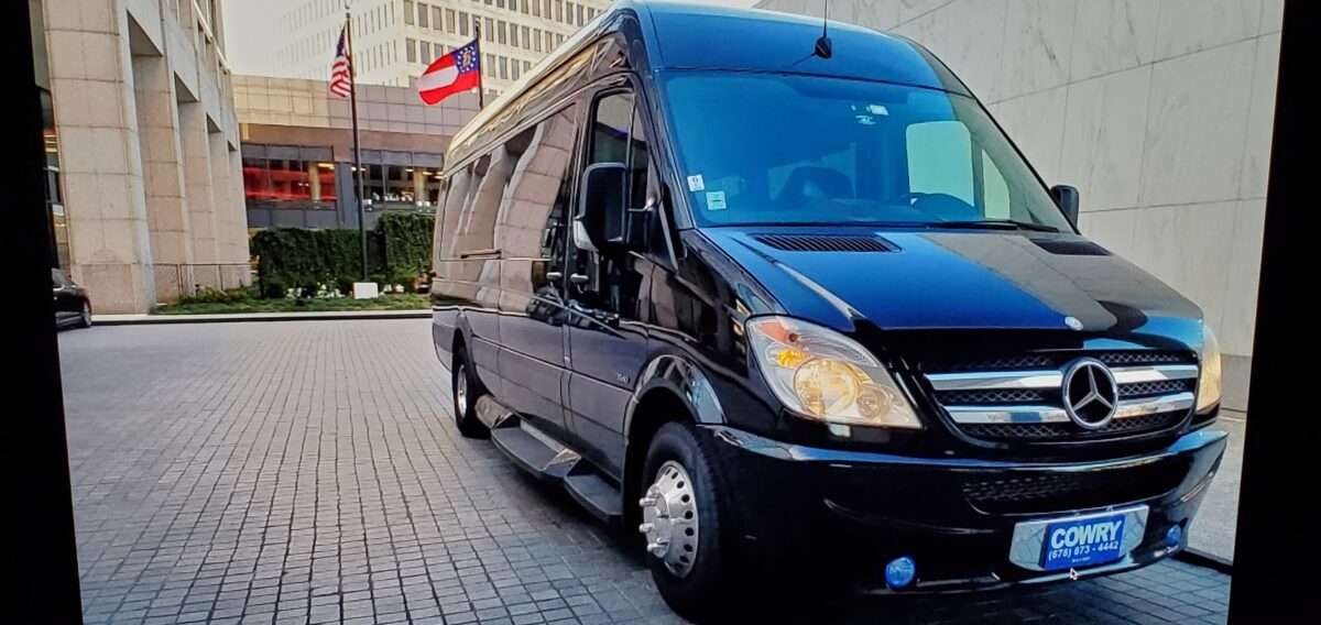 Airport Car Service Cumming GA | Luxury Airport Limo Service